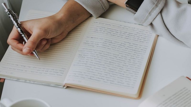Luận điểm là gì? Cách xác định & trình bày luận điểm chặt chẽ và thuyết ...